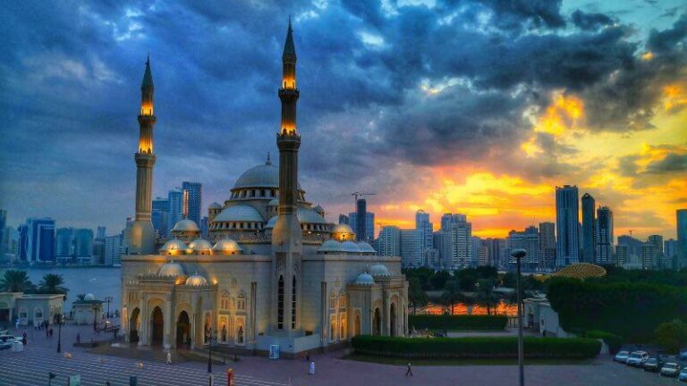 These 20 Beautiful Places In Sharjah To Visit With Family