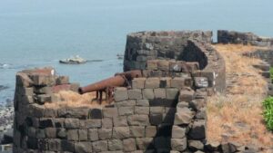 Beautiful Sea Forts In Maharashtra That You Must Visit
