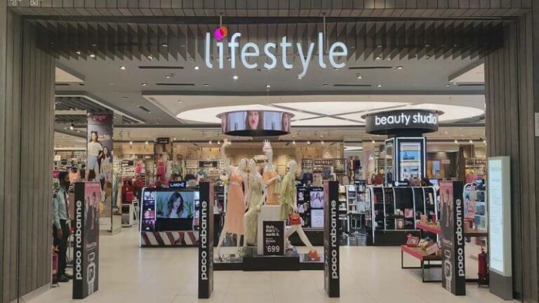 Central Mall Is Being Transformed Into Centro Fashion Stores By ...