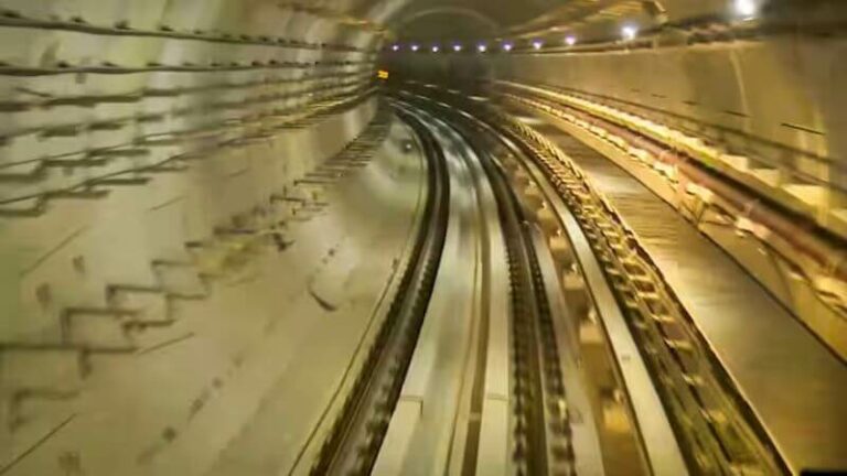 India's First Underwater Metro Begins In Kolkata: 520 Meters Covered In ...