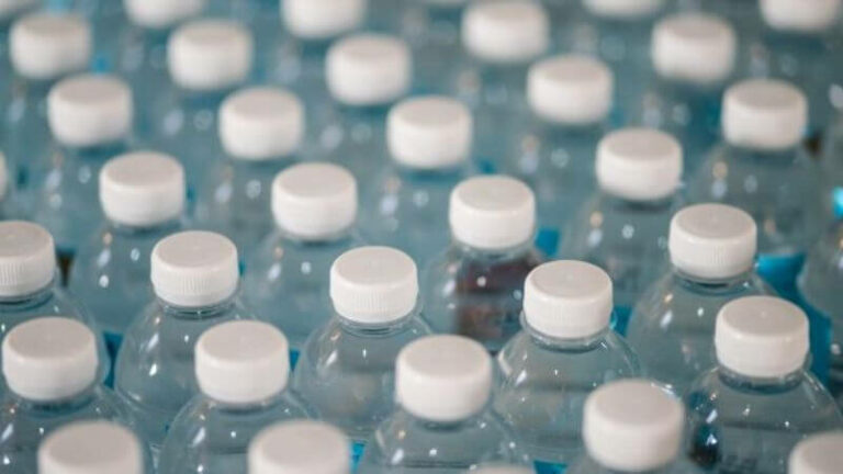 Water Bottle Cap Colors Explained: From Blue To Black, Are You Drinking ...