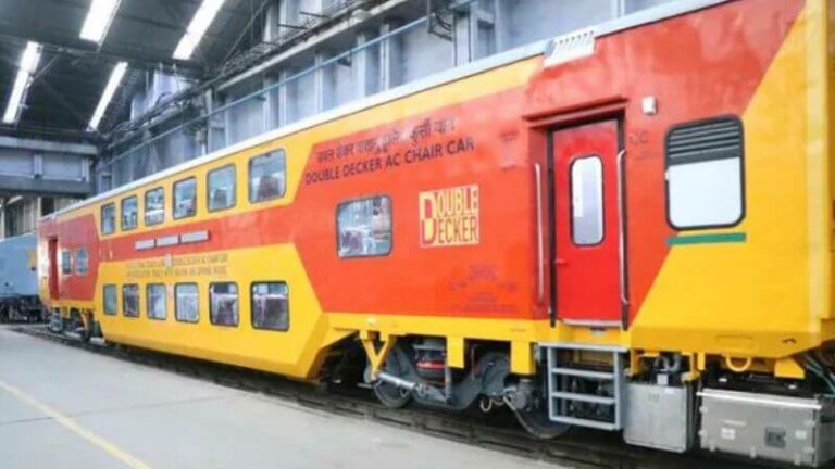 India's First Double Decker Train Ran From Mumbai Central To Surat ...