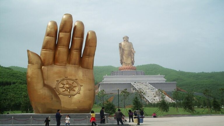These Are The Top 10 Tallest Statues In The World