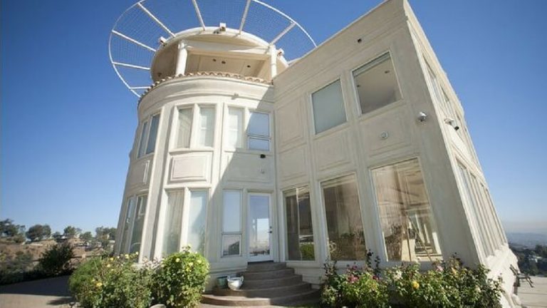 These Are The Most Heavily Guarded Homes In The World