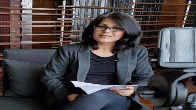 These Are The Top Indian News Anchors And Their Earnings
