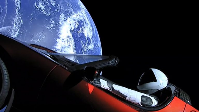 Elon Musk's Tesla Roadster Its Way To Mars: See How To Track!
